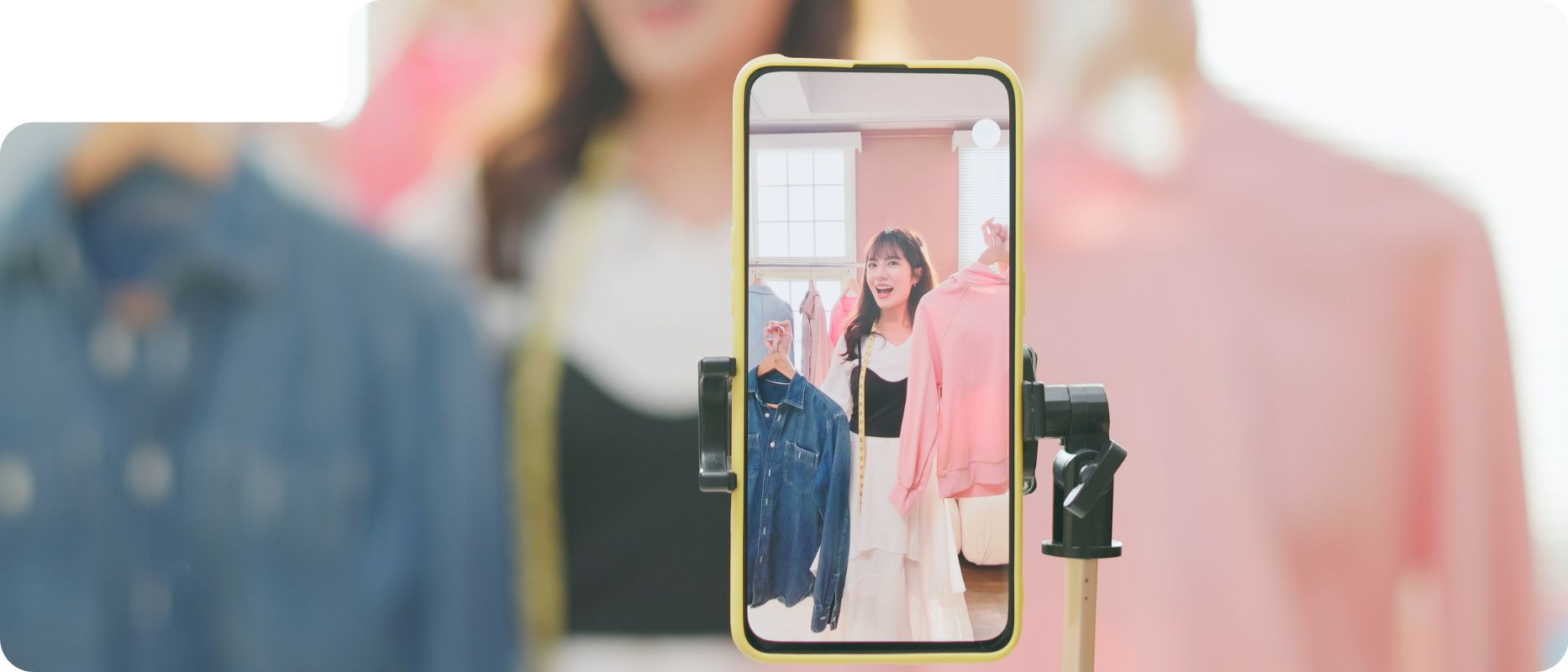 Budaya Live Shopping Semakin Ngetren, Ini Cara dan Manfaat Jualan Live!